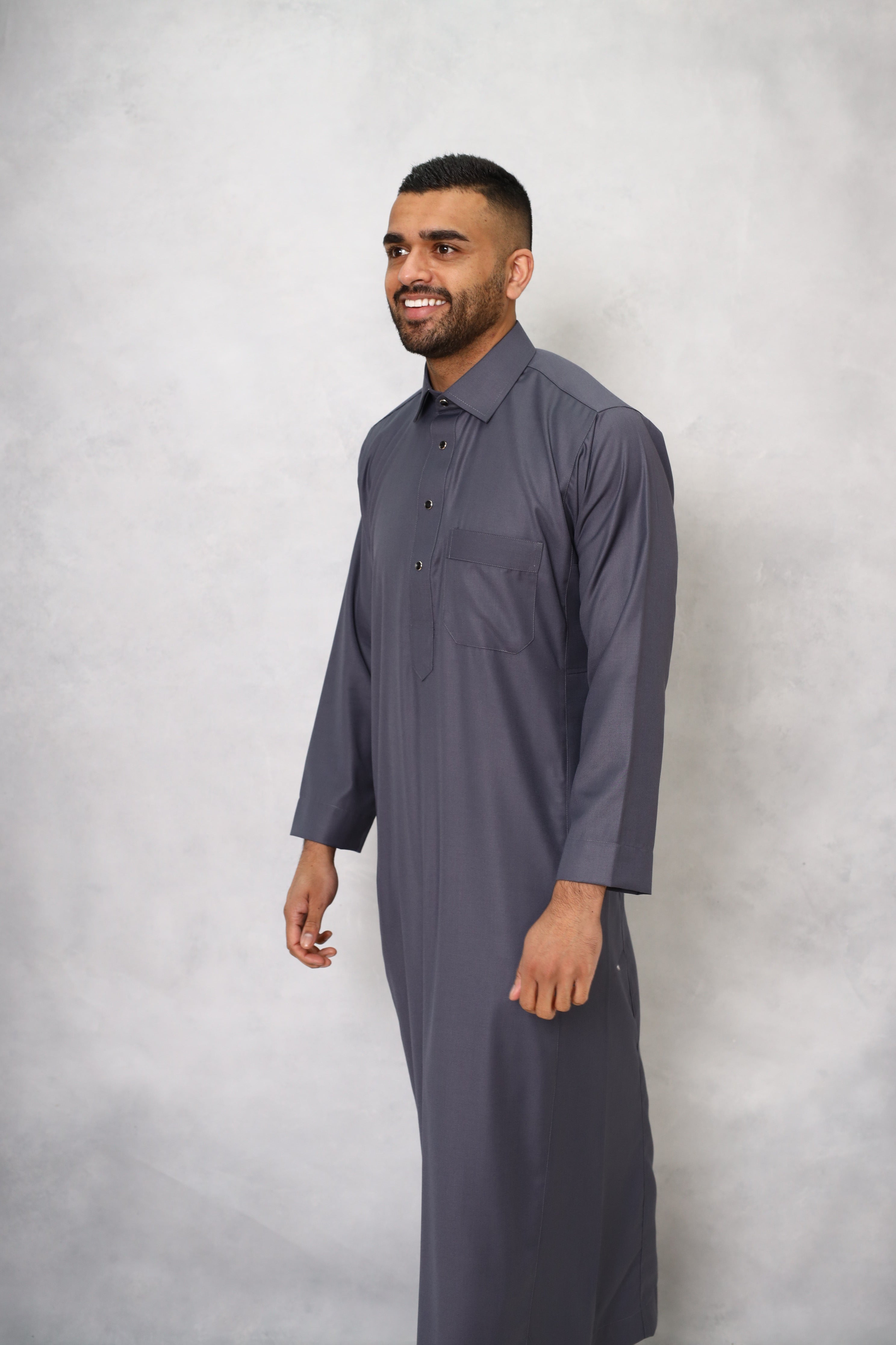 Buy Saudi Classic Slate Grey Thobe & Jubbah For Men - MyHijab – MyHijab ...