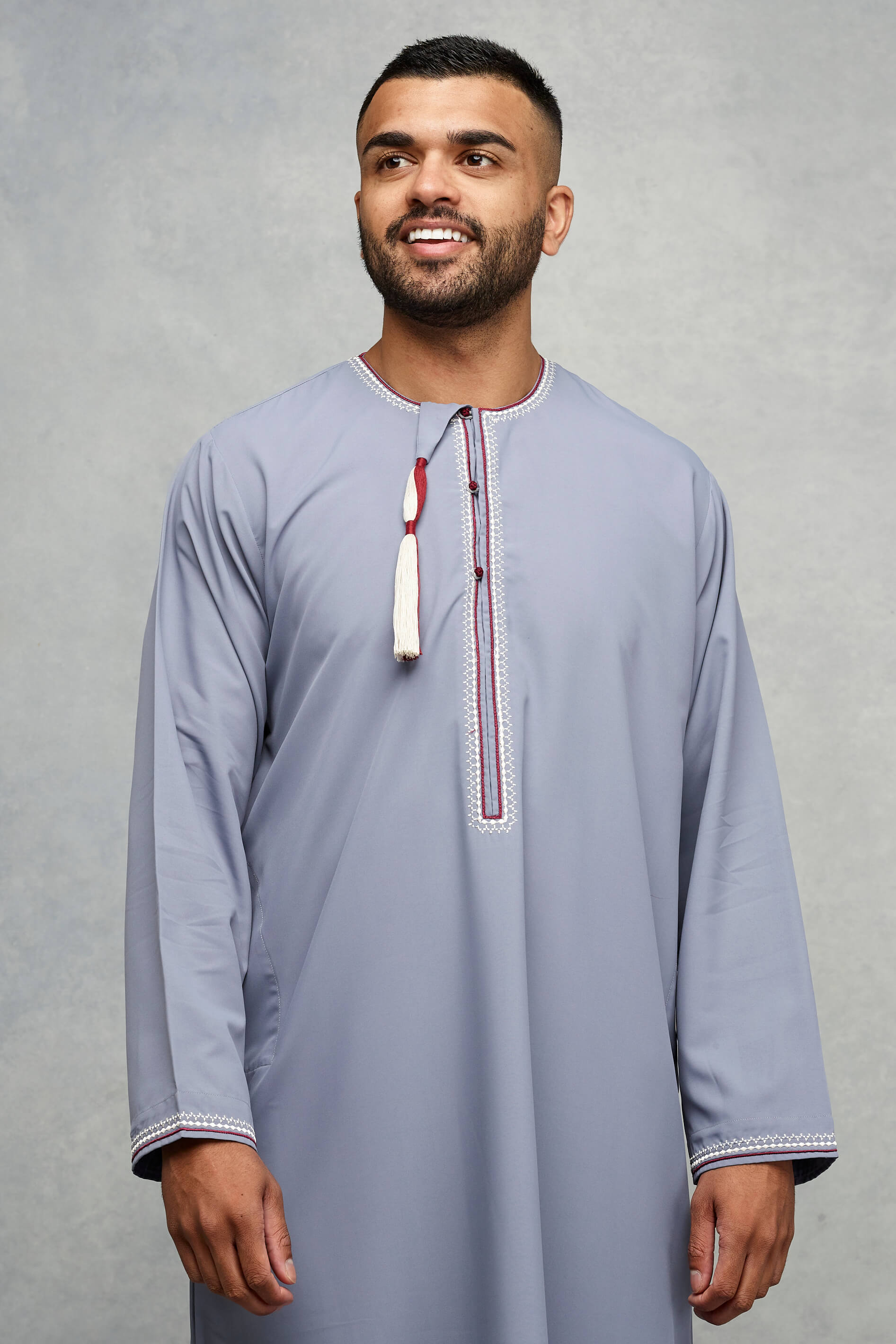 Buy Online Khaleeji Silver Grey Thobe For Men - MyHijab London