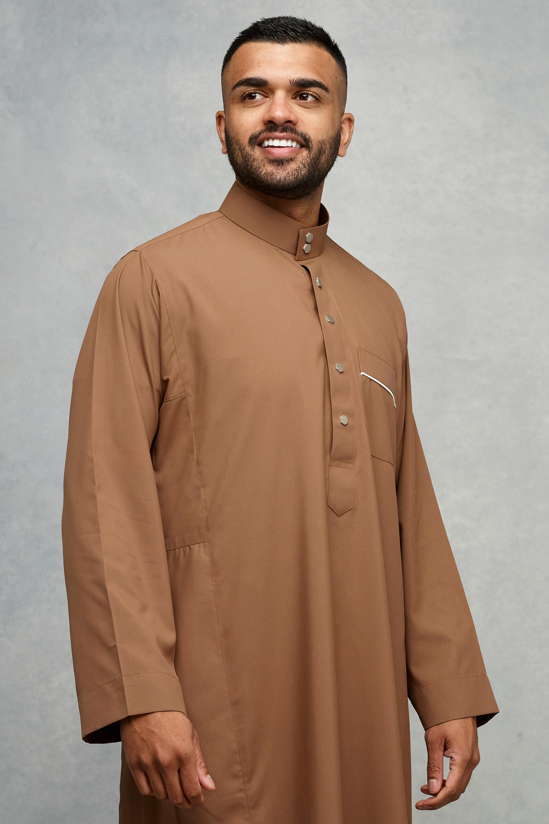 Buy Saudi Classic Camel Thobe & Jubbah For Men - MyHijab – MyHijab London